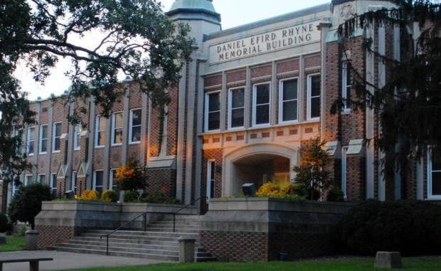 Lenoir-Rhyne University - Sports Management Degree Guide